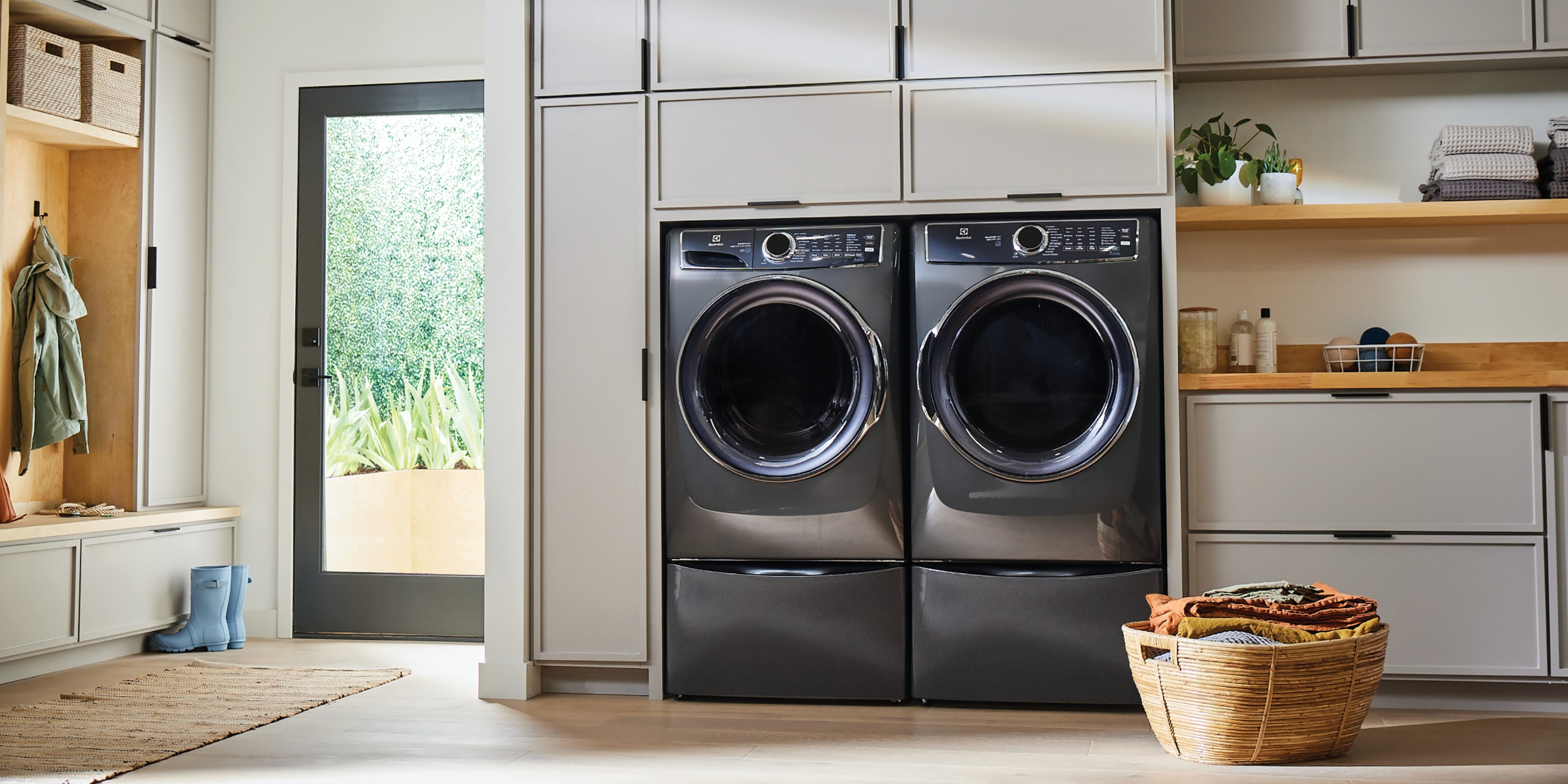 Washers & Dryers, Vacuums and Kitchen Appliances | Electrolux Washers & Dryers, Vacuums and Kitchen Appliances | Electrolux